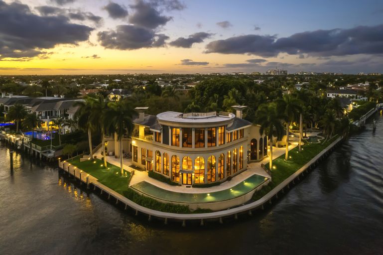 The Most Expensive Residential Real Estate Listing in Boca Raton Just ...