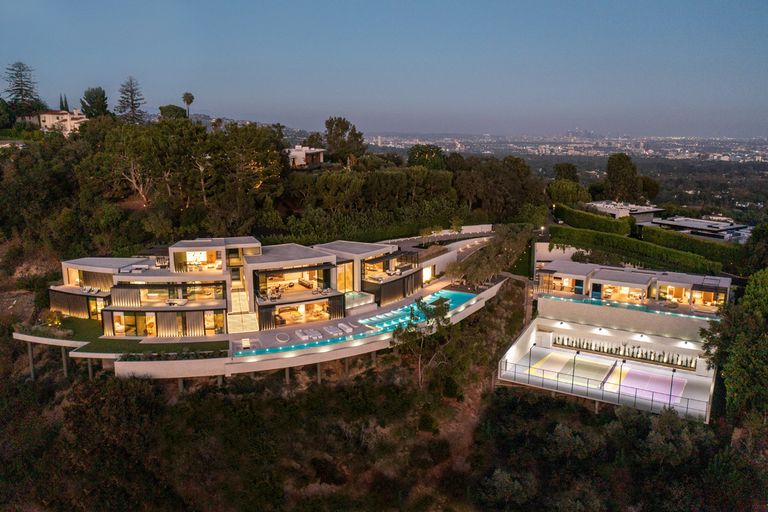 A Special View of One of L.A.’s Most Exceptional Properties - Editorial ...