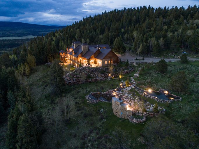 Inside the New Mexico 297-Acre Luxury Recreational Ranch Retreat ...