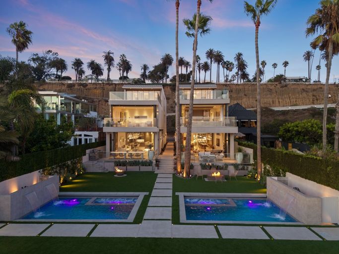 Inside a Once-in-a-Generation Double Beachfront Compound on Santa ...