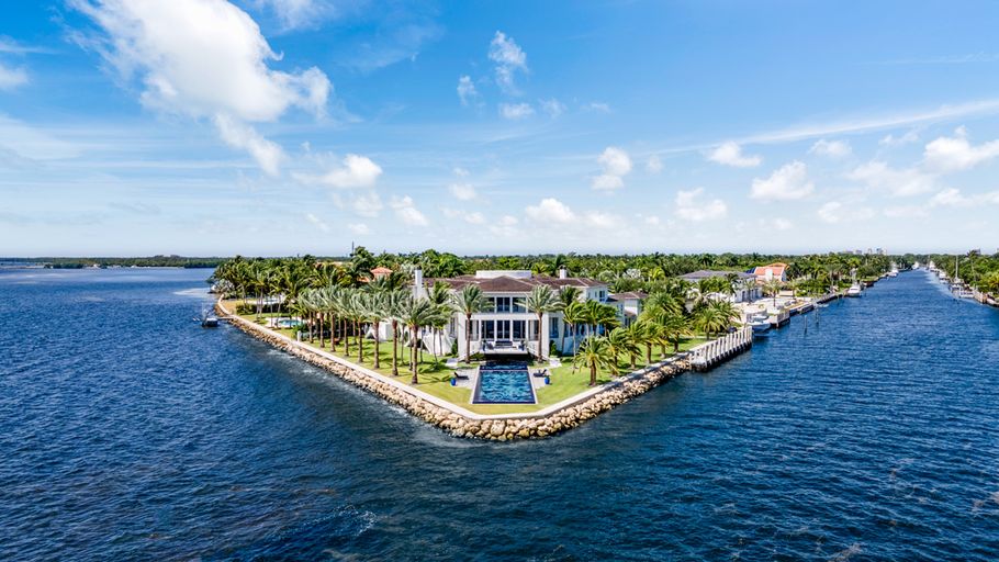Ramon Pacheco-Designed Waterfront Work of Art in Coral Gables ...