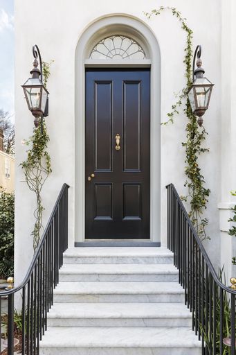 Insider's Guide to Front Door Paint Colors - Editorial - Coldwell ...