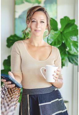 Corinne King - Coldwell Banker Paradise - Coldwell Banker Global Luxury