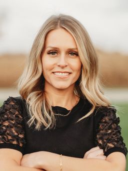 Lindsey Chaney - Coldwell Banker Heritage - Coldwell Banker Global Luxury