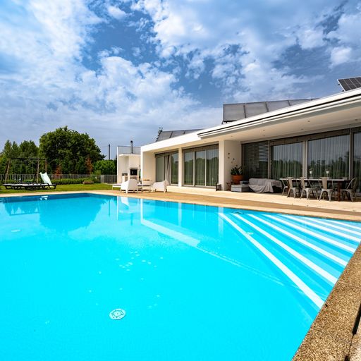 | Residential - Coldwell Banker Global Luxury