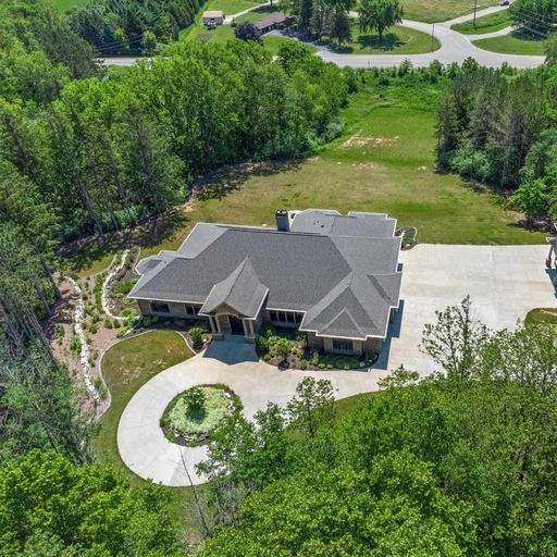 6800 N PURDY Parkway, Appleton, WI 54913 United States | Residential ...